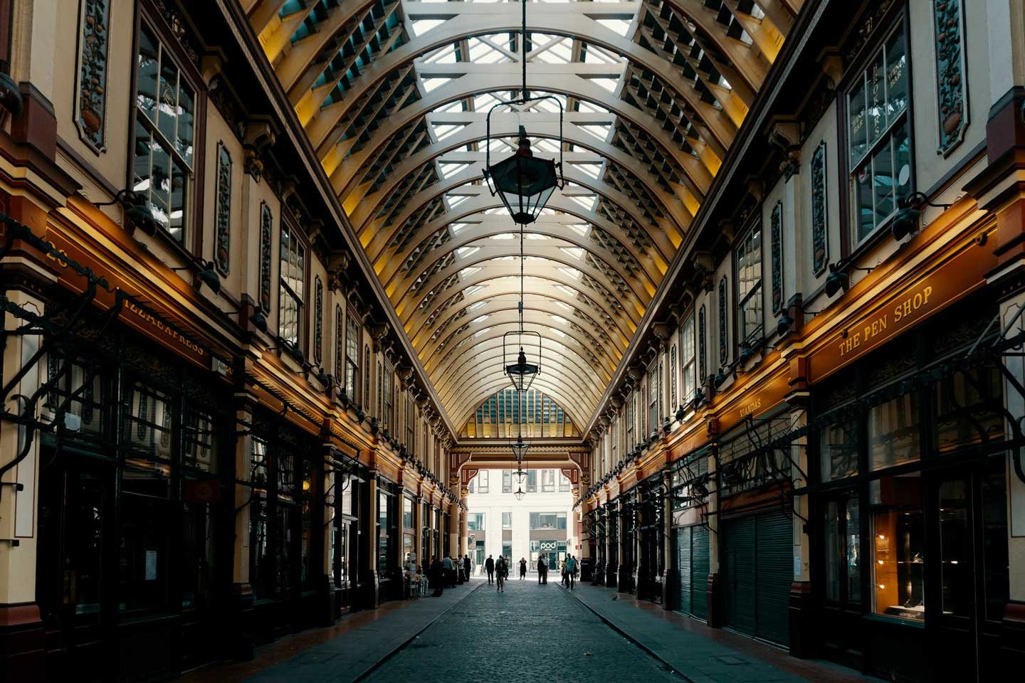 From Idea to Reality: How to Identify a Market Gap